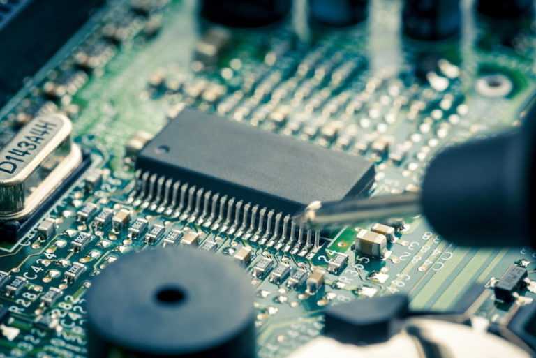 How Sensor Technology Improves Manufacturing - Tech Pinger